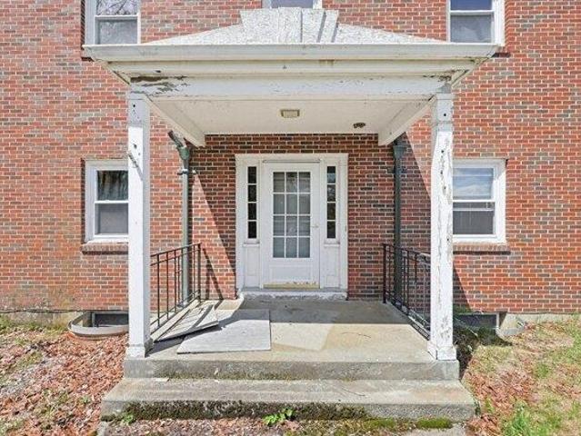 house Plainville MA ES104188822