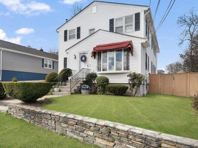 house Providence RI DLS102592904