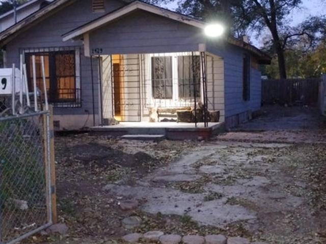 House Property for rent