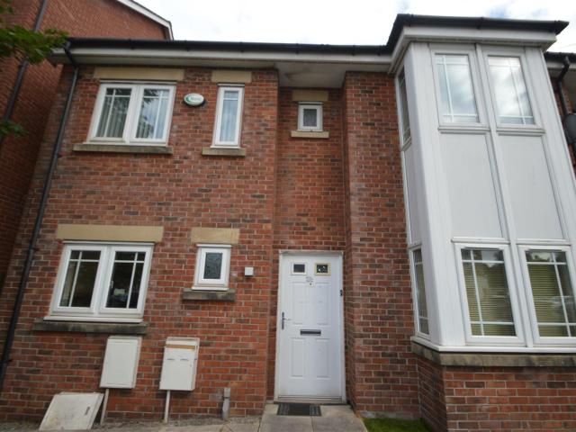 house Property in Bold Street, Hulme, Manchester, Lancashire, M15 5QH