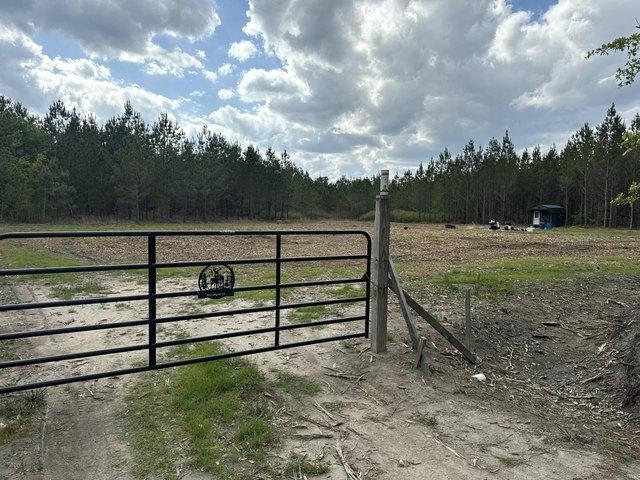 House Rd, Summerton, SC 29148