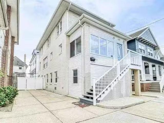 House rental Ventnor, NJ 14 N Vassar Sq