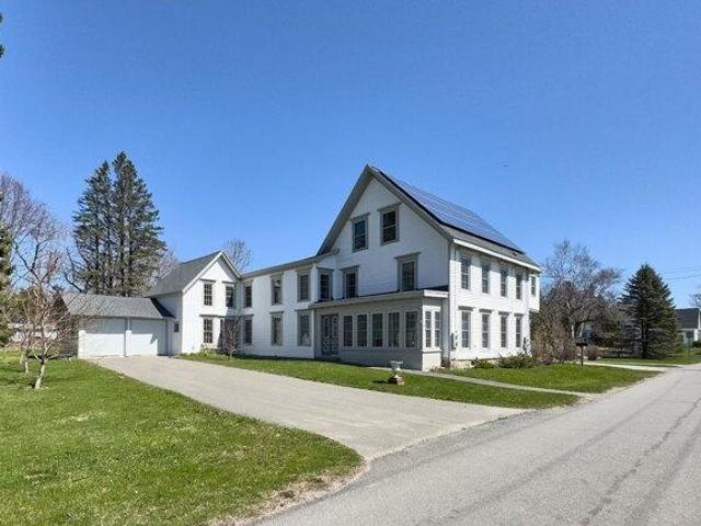 house Rockland ME DS102708461