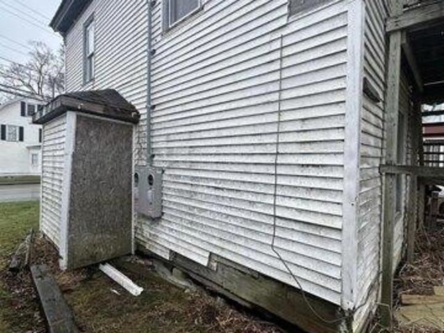 house Rockland ME ES104946928