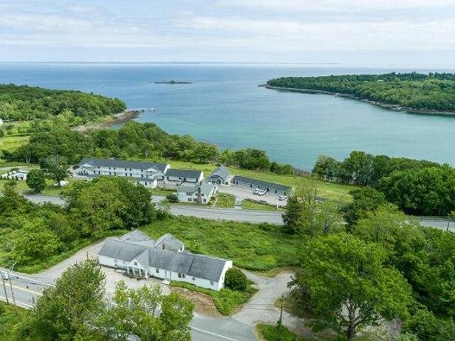 house Rockport ME ES104810814