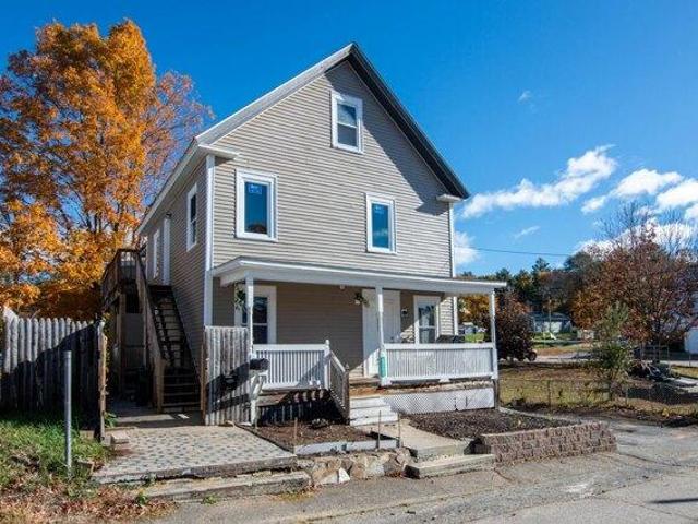 house Sanford ME DS102778995