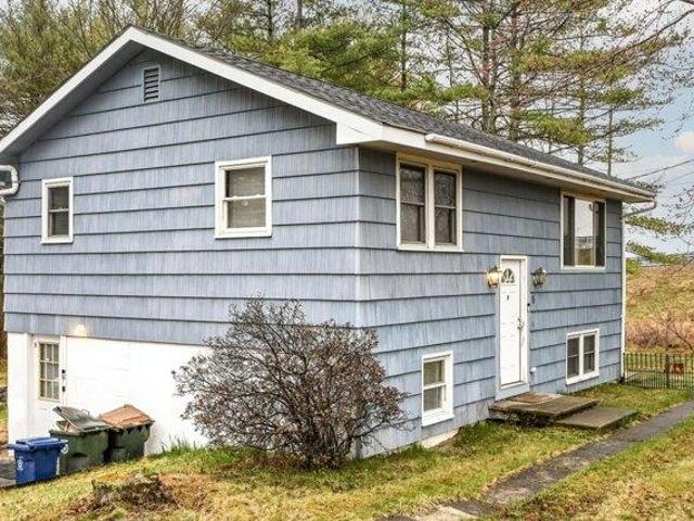 house Saco ME DS102409246