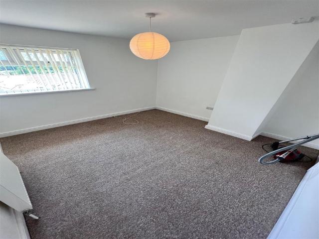House Semi Detached For Rent Bryn Heulog, Treherbert Treorchy