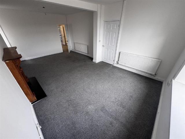 House Semi Detached For Rent Pleasant View, Treharris