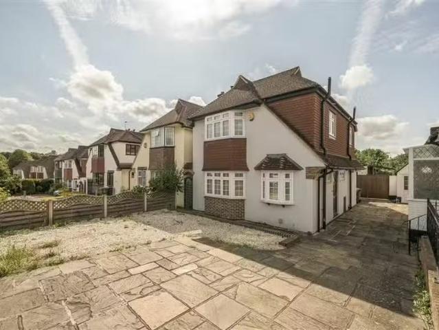 House semi detached to rent in Winn Road, London, SE12 Ref.