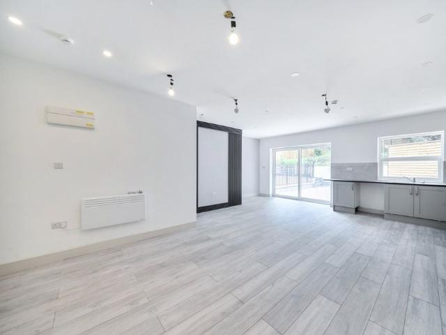 House Share to rent Heathfield Road, Croydon, CR0