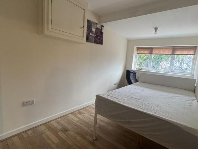 House share to rent