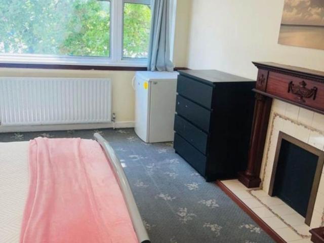 House share to rent