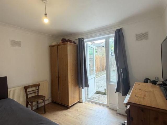 House share to rent