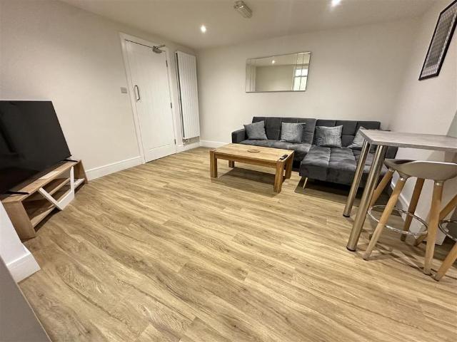 House share to rent
