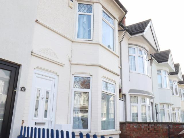 1 bedroom house share to rent