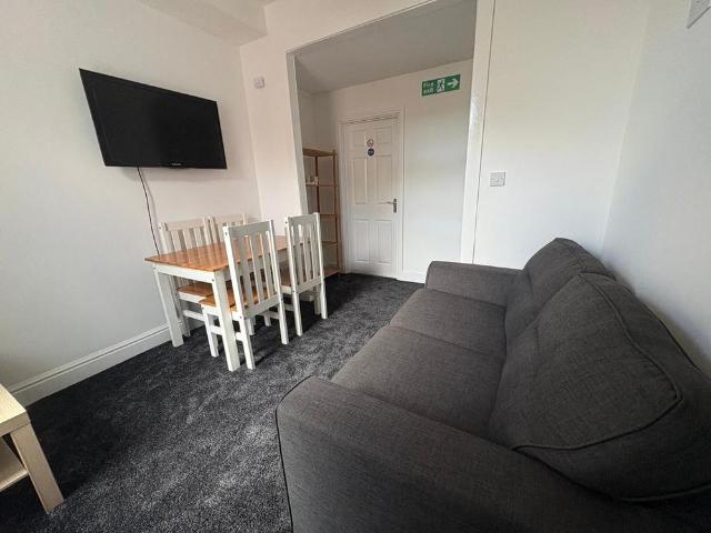 House share to rent