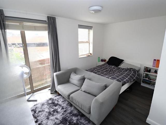 House share to rent