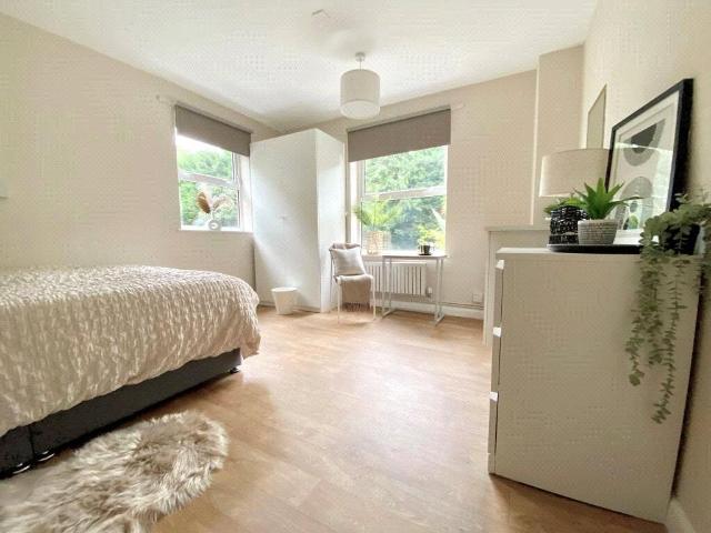 House share to rent