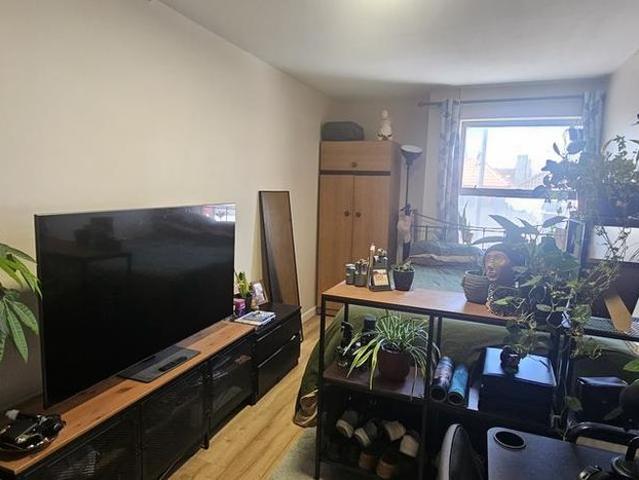House share to rent