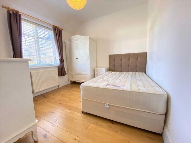 House share to rent
