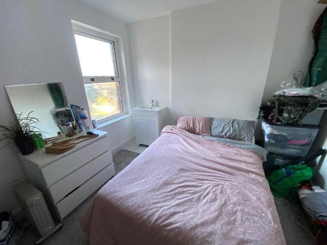 House share to rent