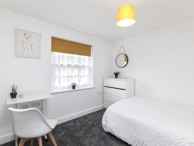 House share to rent