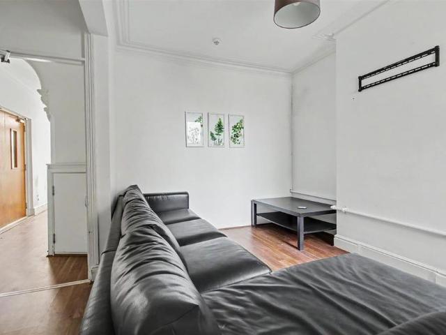 House share to rent