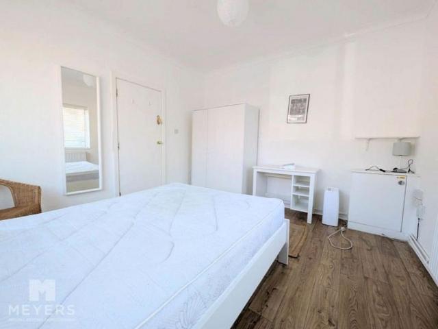 House share to rent