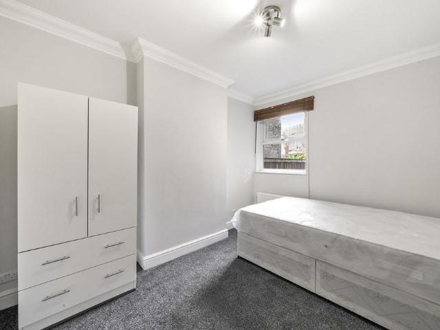 House share to rent