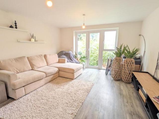 House share to rent