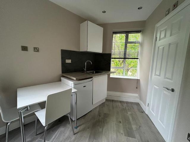 House share to rent