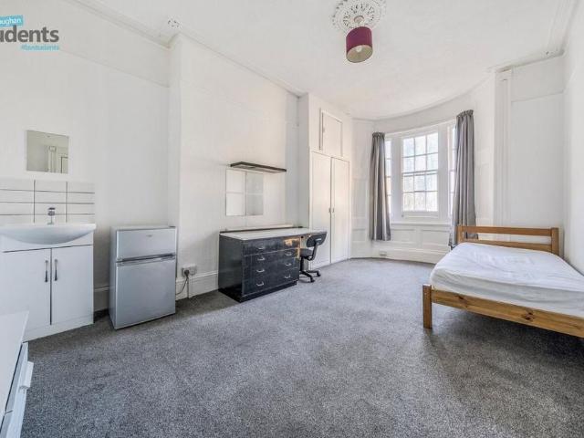 House share to rent