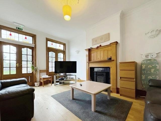 House share to rent