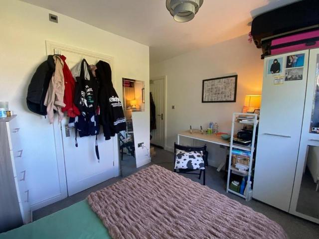 House share to rent