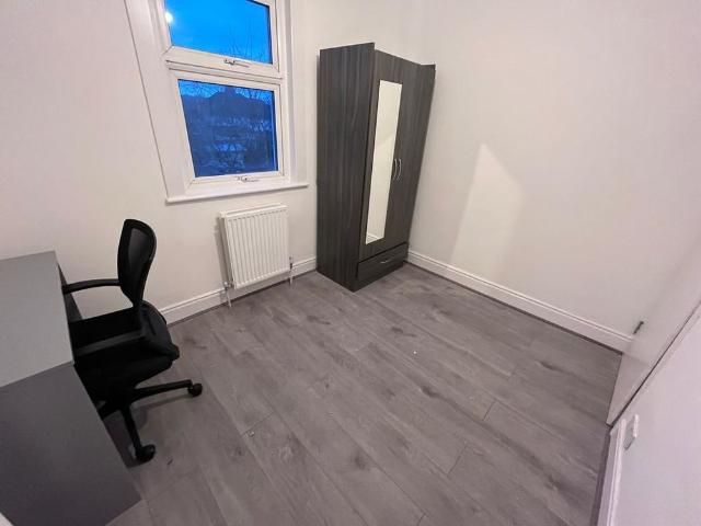 House share to rent