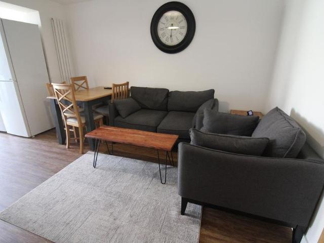 House share to rent