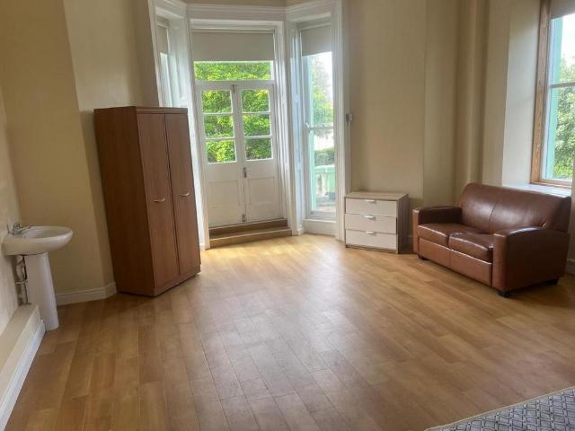 House share to rent