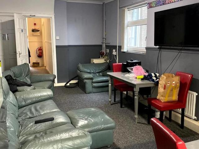 House share to rent