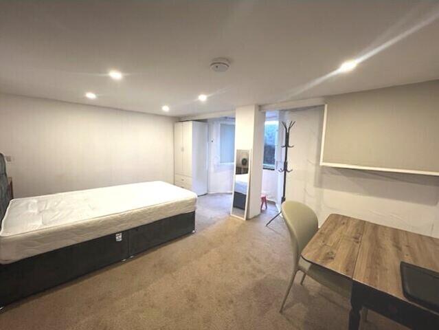 House share to rent