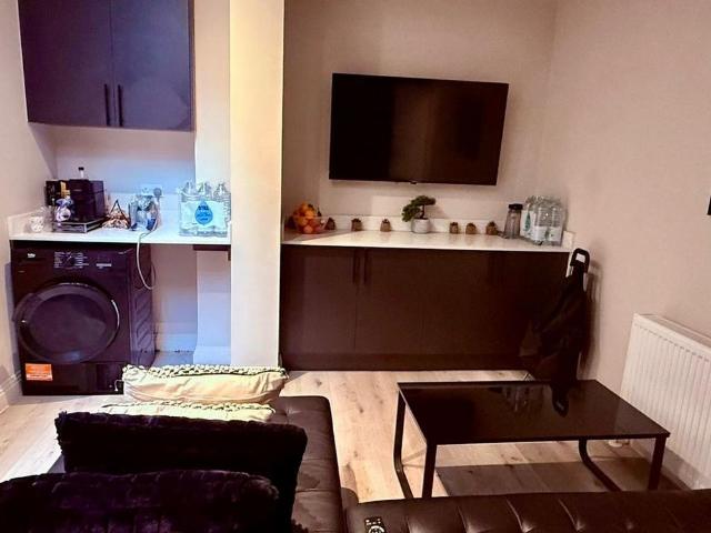 House share to rent