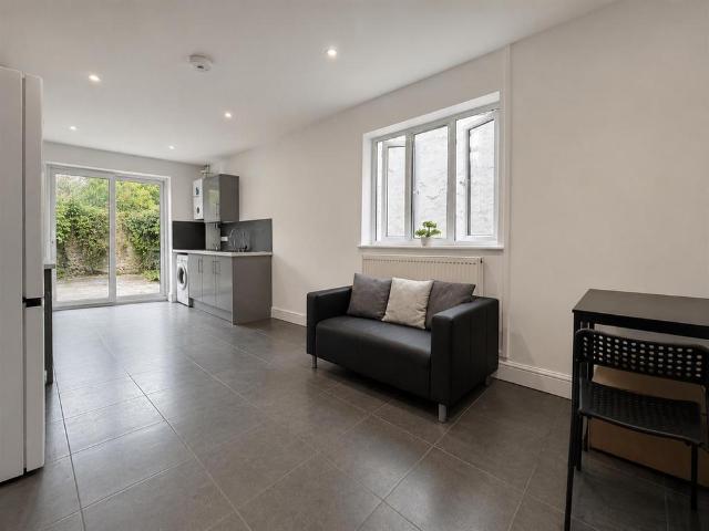 House share to rent