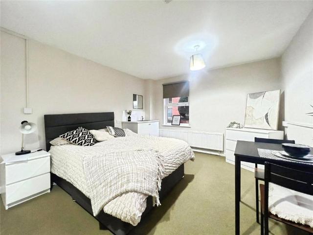 House share to rent