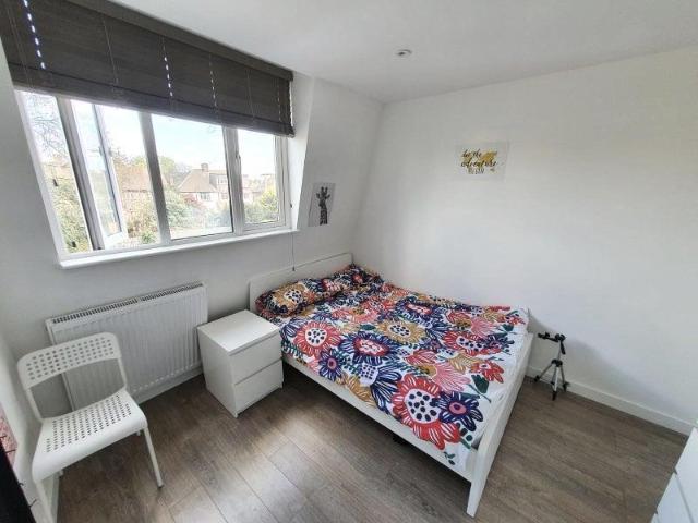 House share to rent