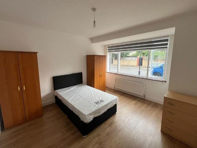 House share to rent