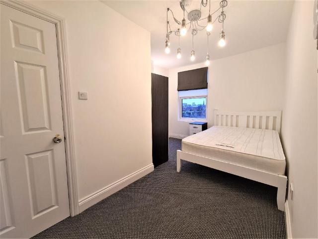 House share to rent