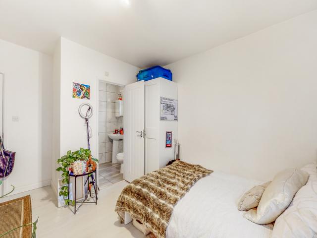 House share to rent