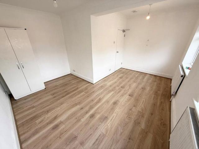 House share to rent