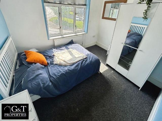 House share to rent
