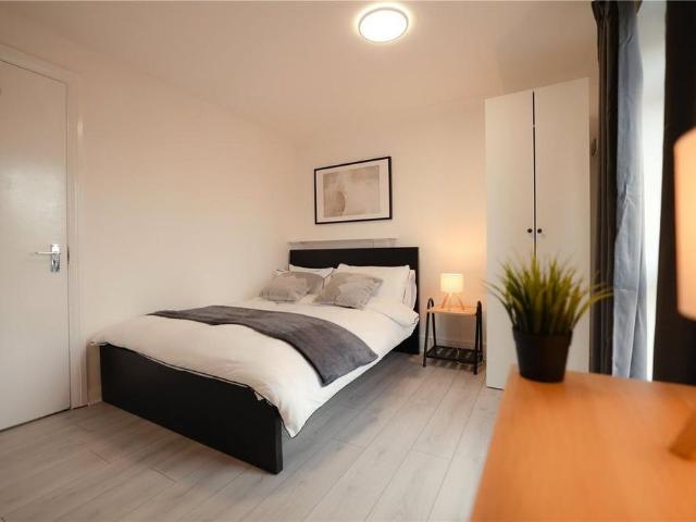 House share to rent